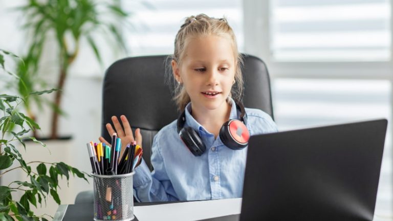 Virtual Classroom: Key Features & Benefits